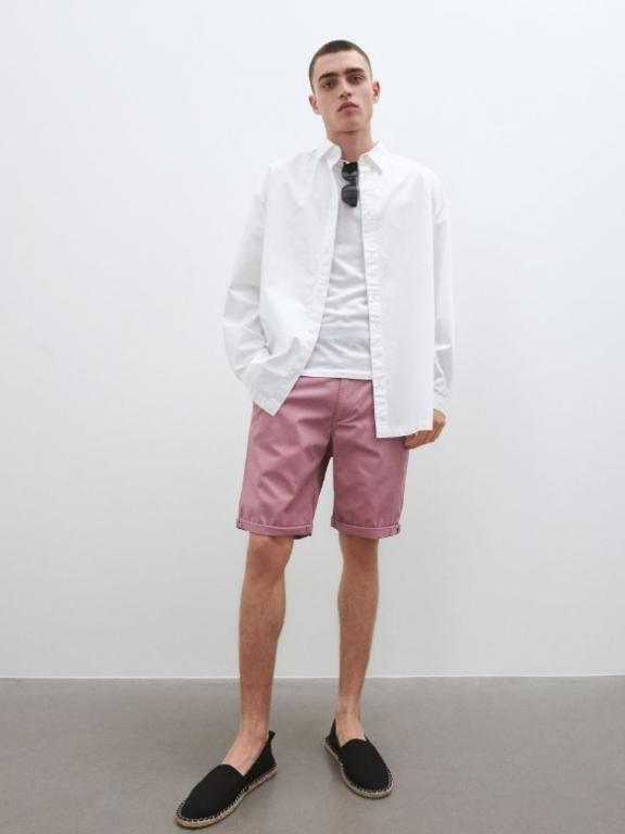 Reserved men | StockBluebox